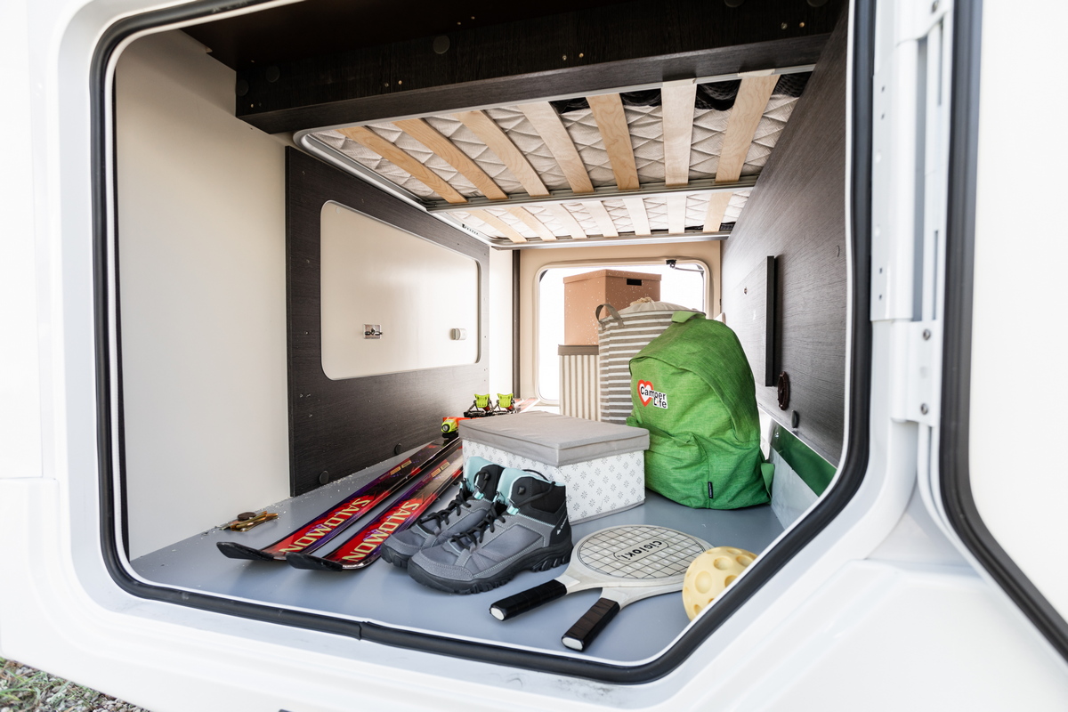 Voyager Motorhome Hire from Just go UK Motorhome rental