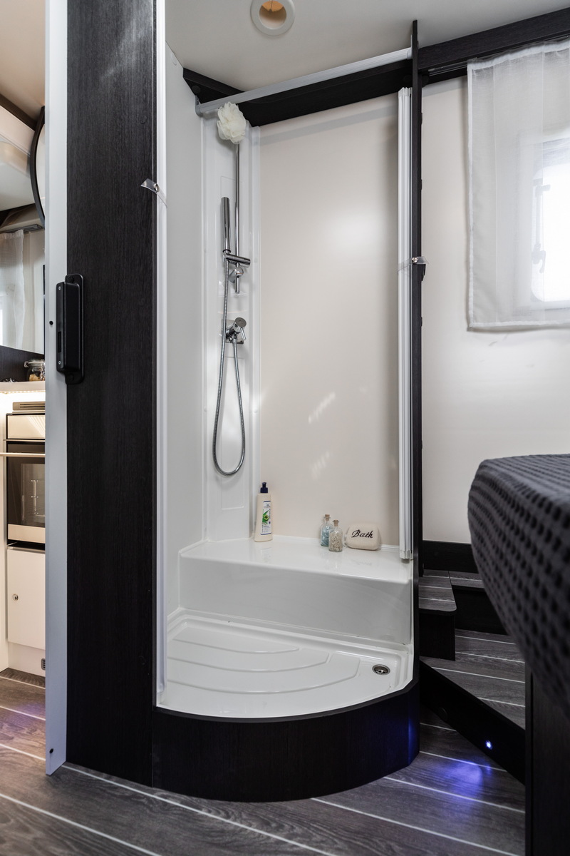 Voyager Motorhome Hire from Just go UK Motorhome rental